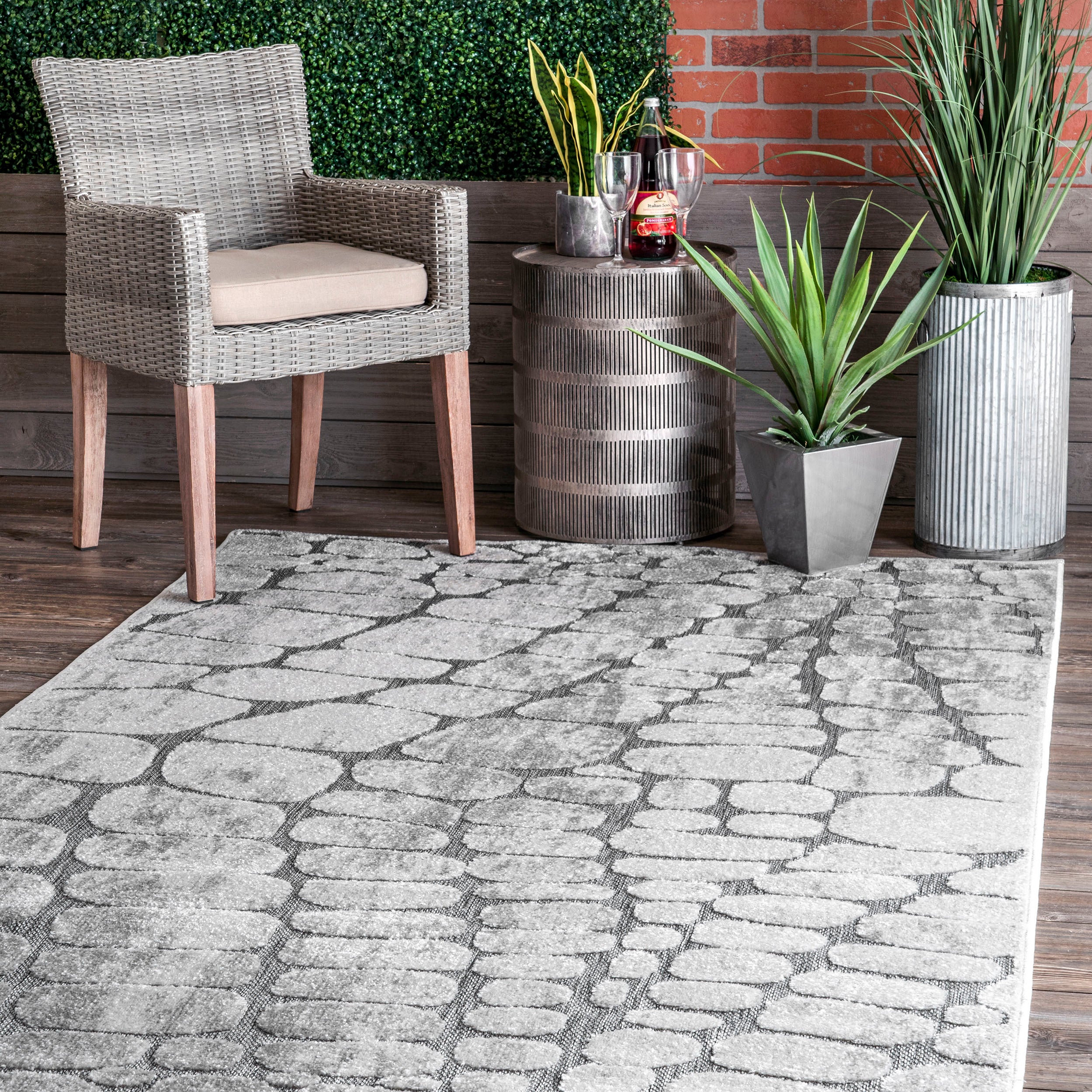 Jaycee Textured Stone Indoor/Outdoor Area Rug — nuLOOM