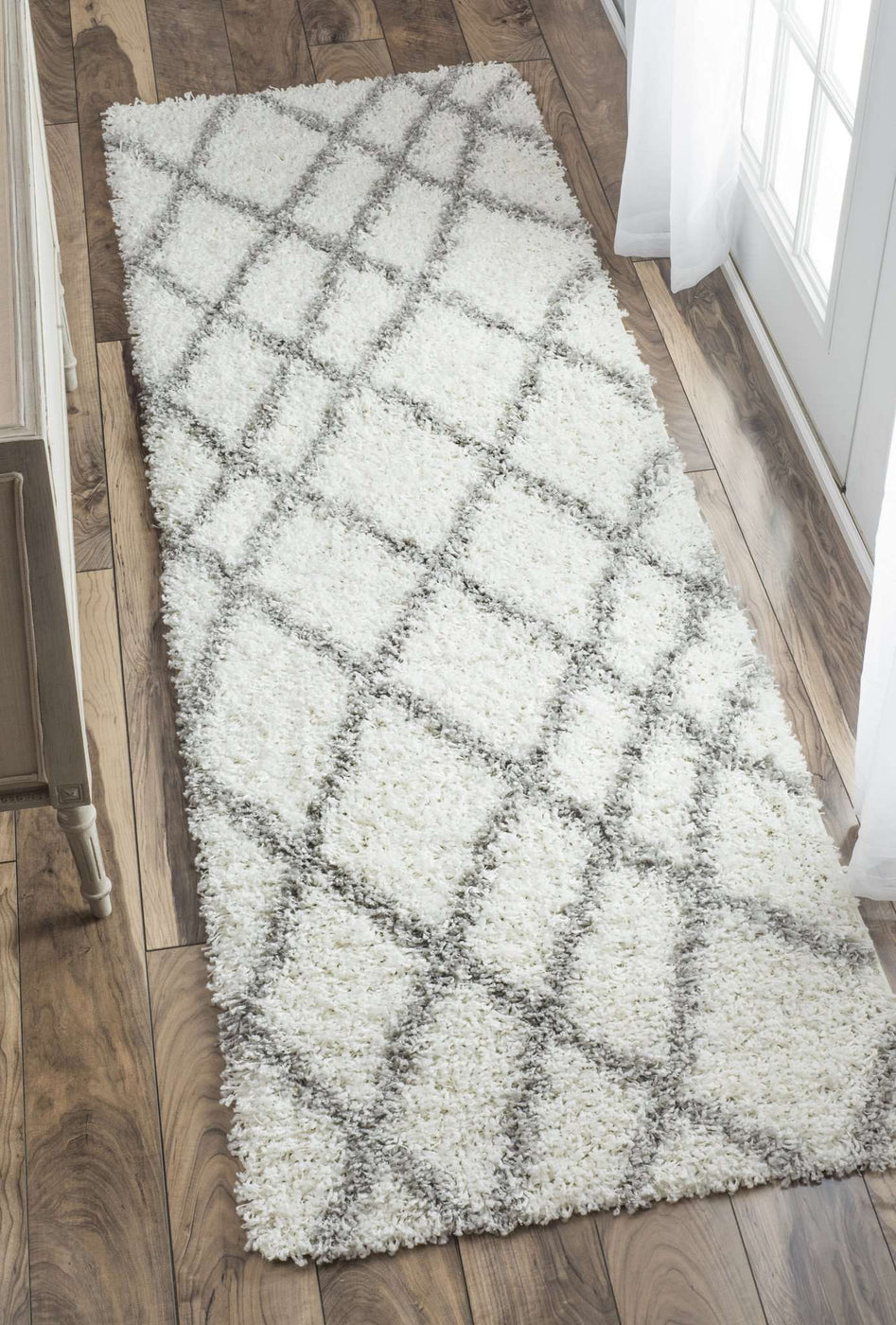 Alvera Easy Shag Area Rug — nuLOOM