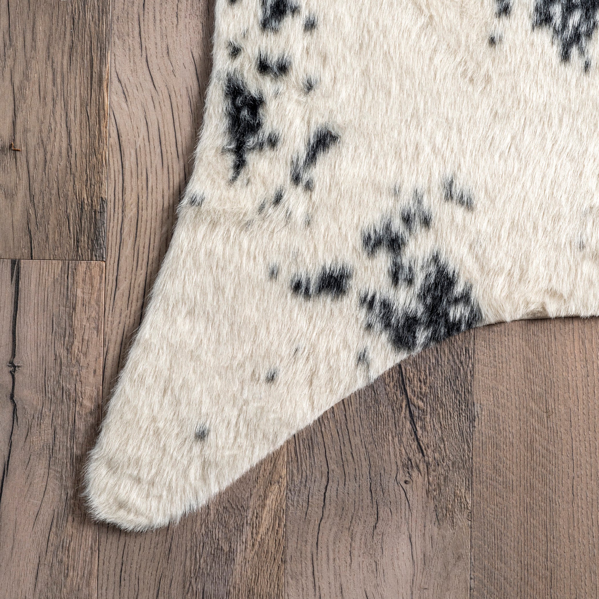 Faux Cowhide Washable Area Rug — nuLOOM