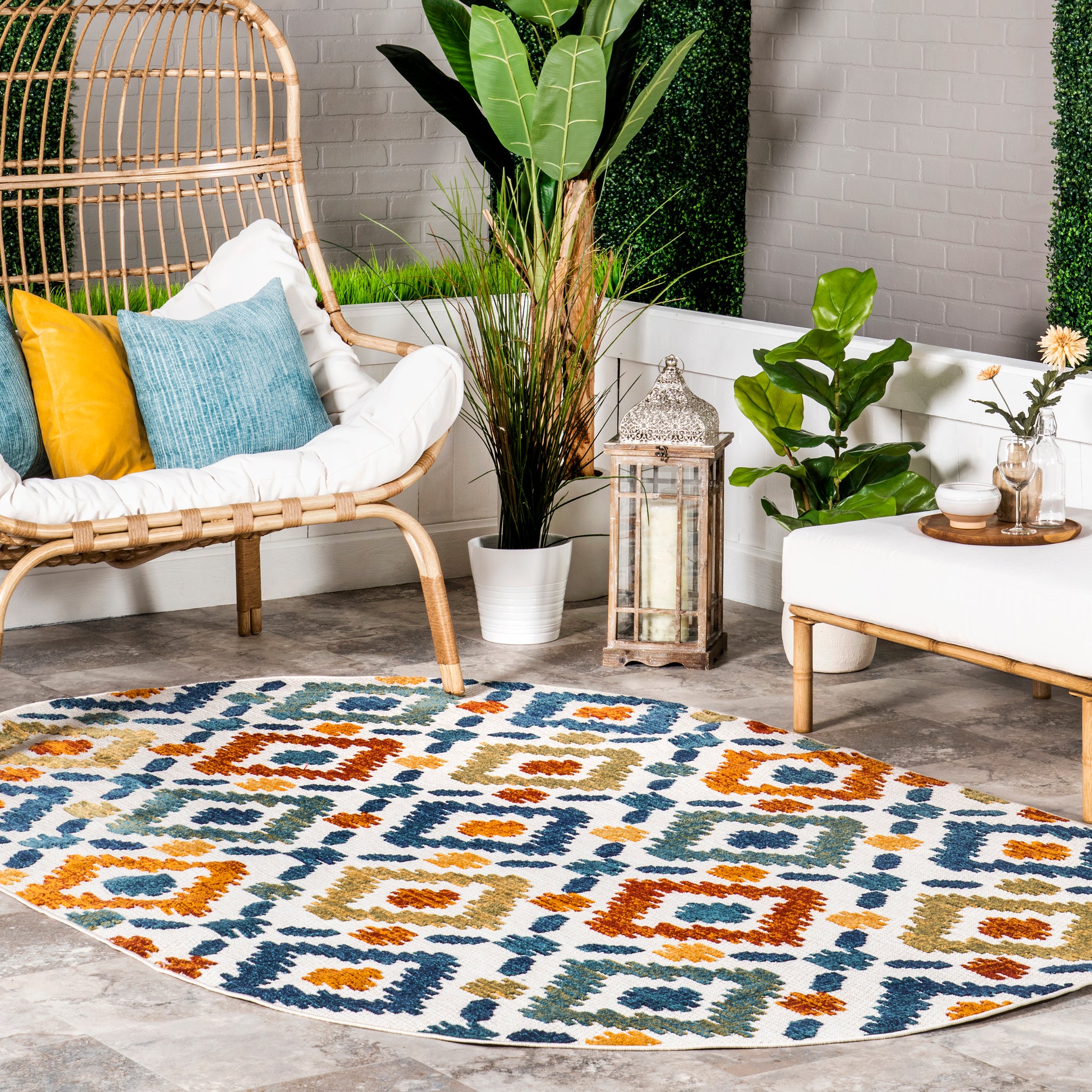 Indoor/Outdoor Transitional Labyrinth Area Rug — nuLOOM