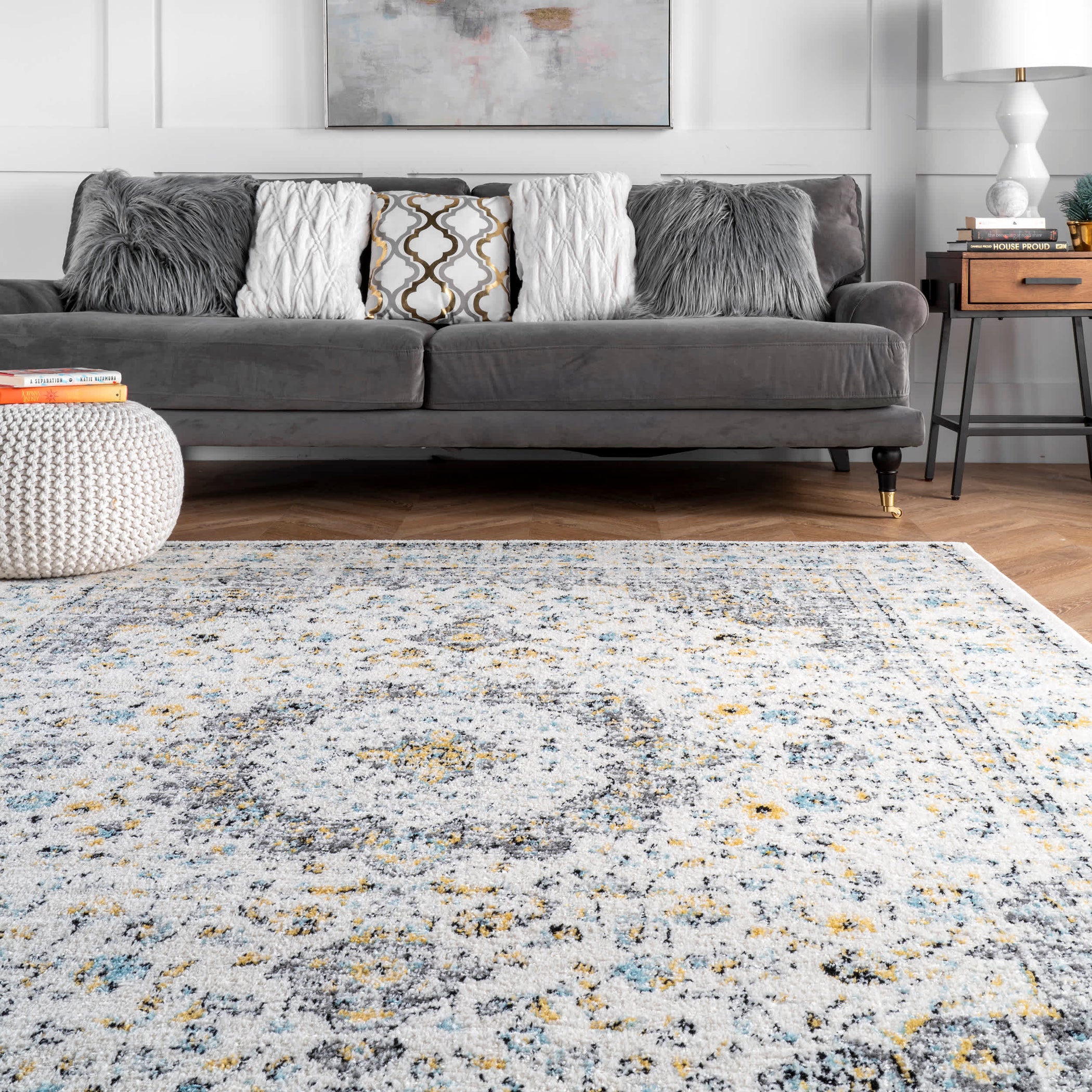 Traditional Medallion Verona Area Rug — nuLOOM