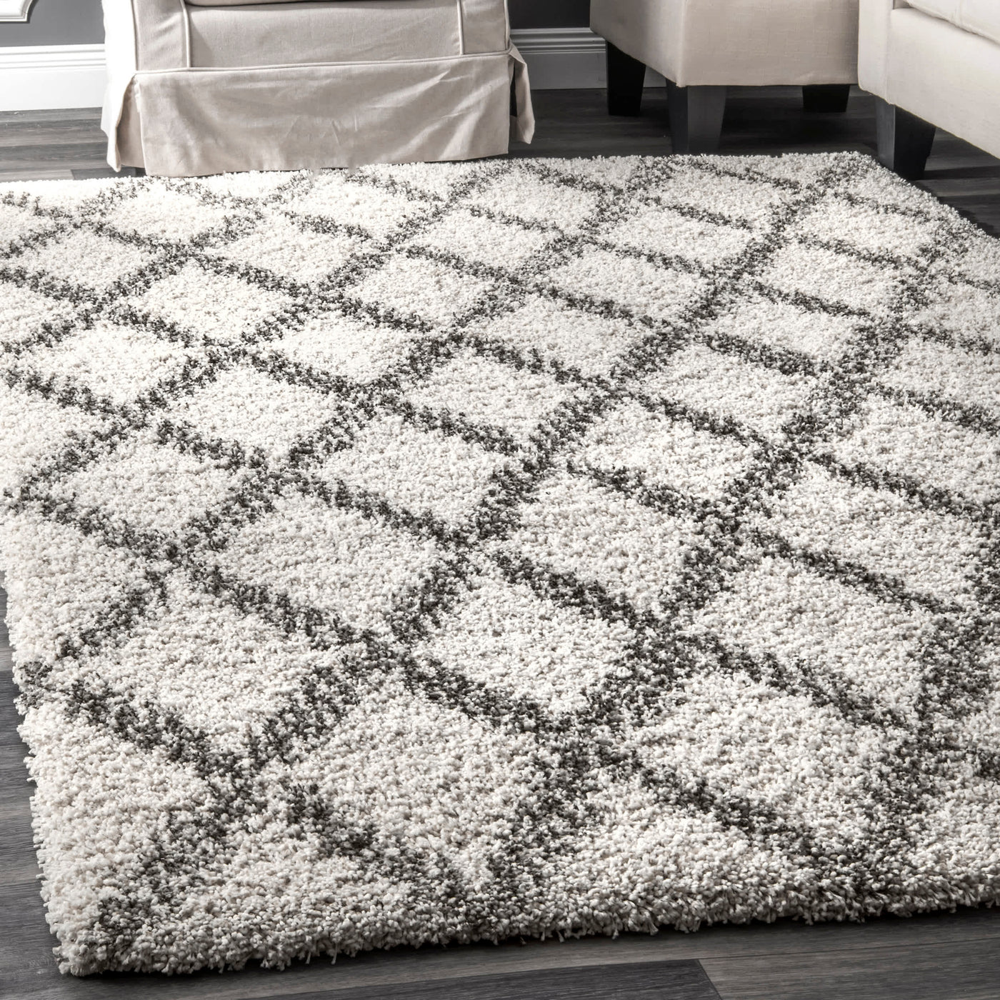 Sharika Lattice Shaggy Area Rug — nuLOOM