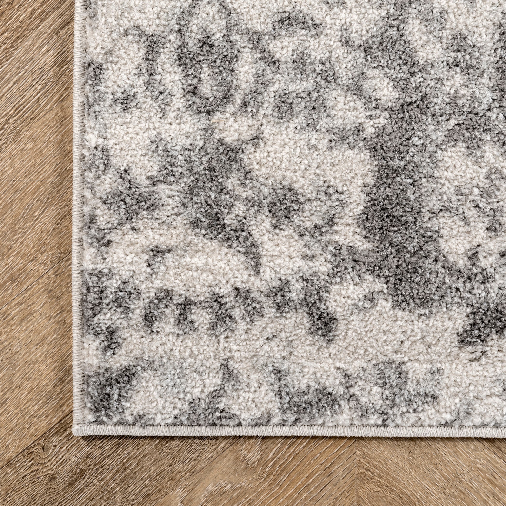 Floral Damask Rosemary Area Rug — nuLOOM