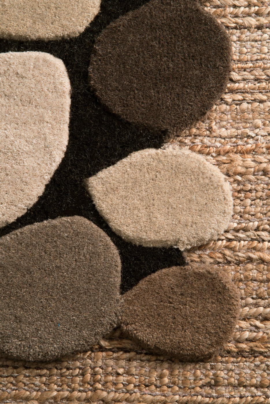 Hand Tufted Pebbles Area Rug — nuLOOM