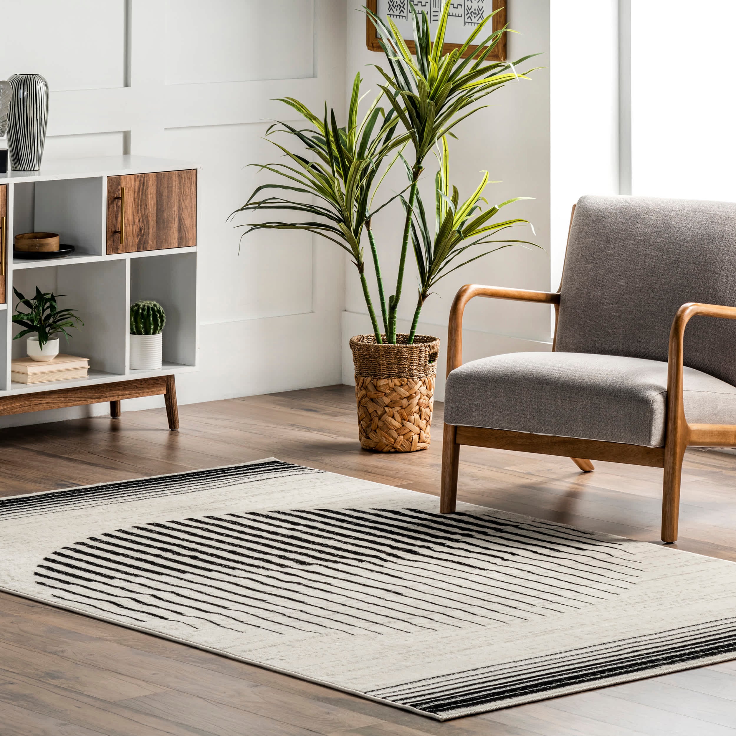 Sabrina Abstract Geometric Sunset Area Rug — nuLOOM