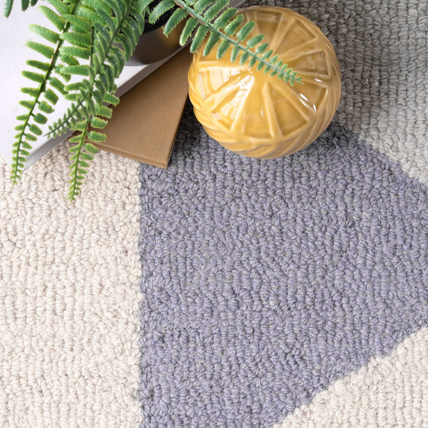 Bianca Triangles Area Rug — nuLOOM